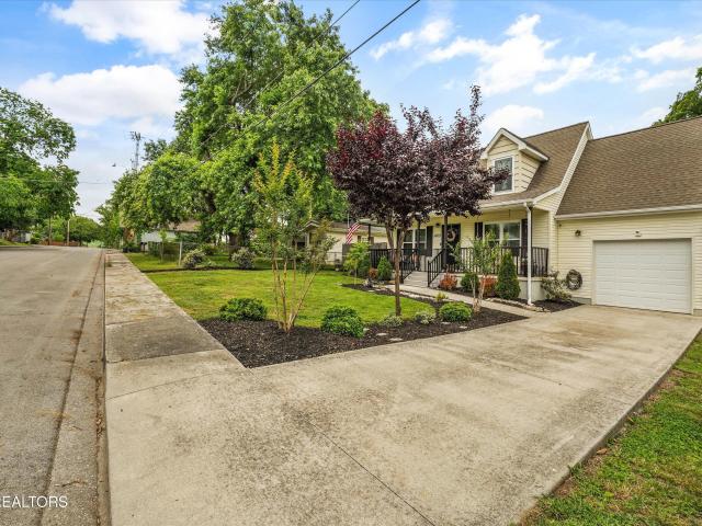 1409 Monroe Ave