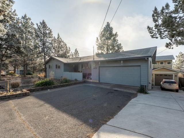 1409 NW Portland Ave Units 1 & 2, Bend, OR 97703