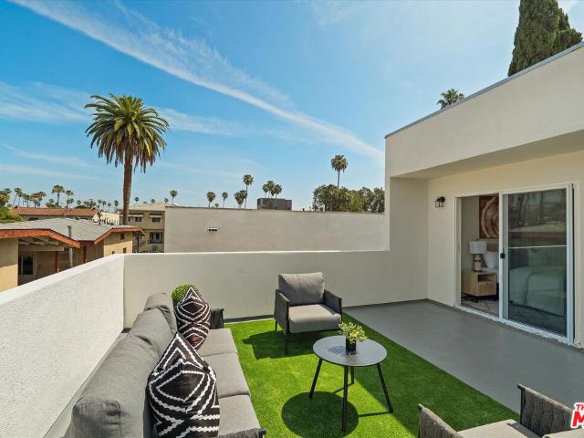 1409 N Hobart Blvd, Unit 104, Los Angeles, CA 90027 | Compass