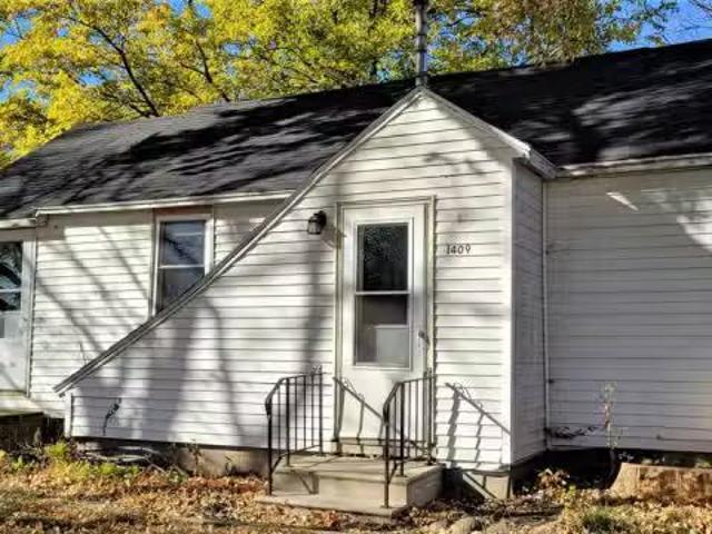 1409 N JOHNSON ST, ALGONA, IA 50511 Single Family Residence Fo.
