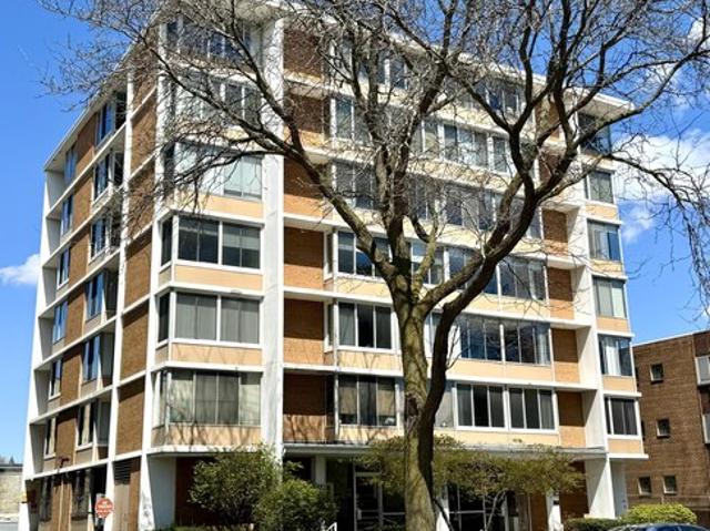 1409 N Prospect Ave Unit 703, Milwaukee, WI 53202