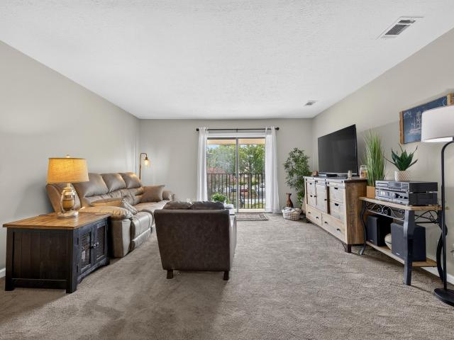 1409 Old Manor Road
