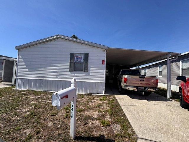 1409 Autumn Dr, Tampa, FL 33613