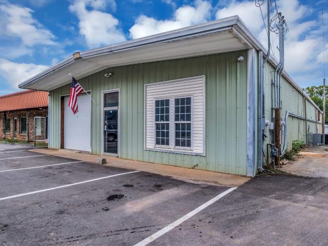 1409 Buffalo Rd
