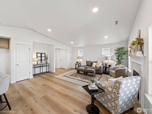 1409 Bill Ave