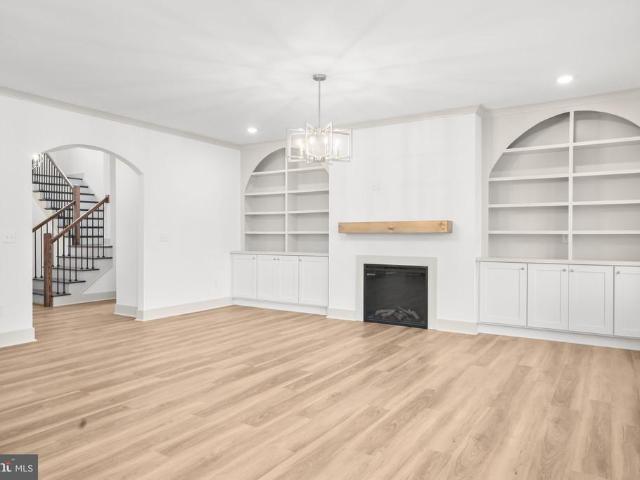 1409 Brent Street
