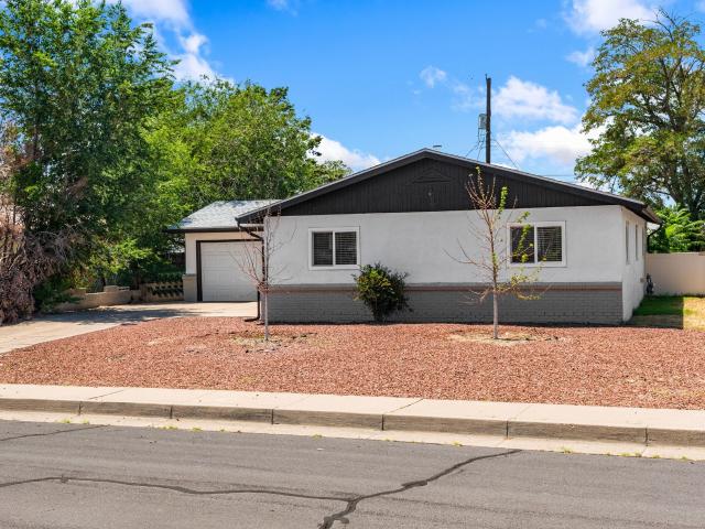 1409 Dorothy Street NE