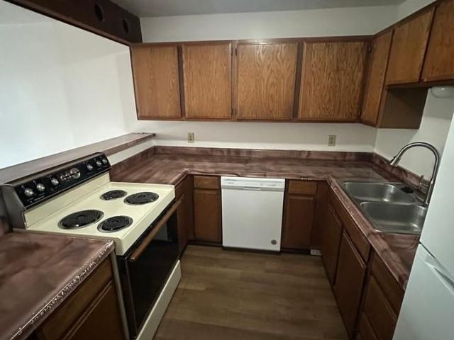 1409 E IRON 1 Bedroom Apartment for Rent at 1409 E Iron Ave, Salina, KS 67401