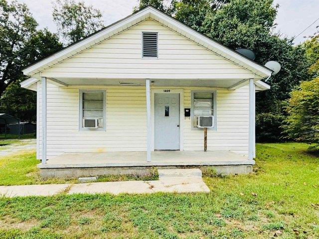 1409 E Moore Ave, Searcy, AR 72143