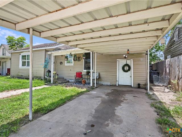 1409 E Mimosa Avenue