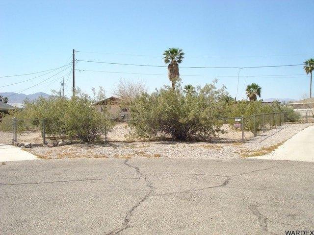 1409 E Pearl Cir, Fort Mohave, AZ 86426