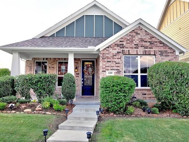 1409 Ellis Ln, Aubrey, TX 76227