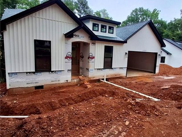 1409 Stonehurst Dr, Anderson, SC 29621