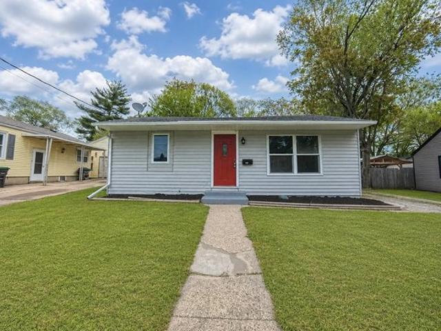 1409 Searle St, Des Moines, IA 50317