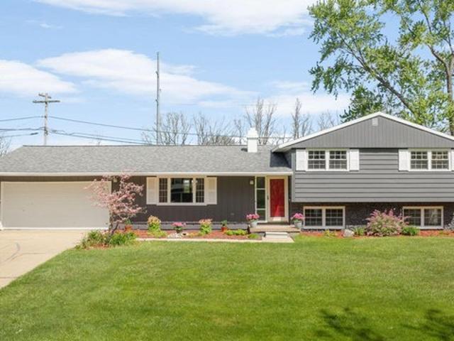 1409 Sioux Trl, Niles, MI 49120