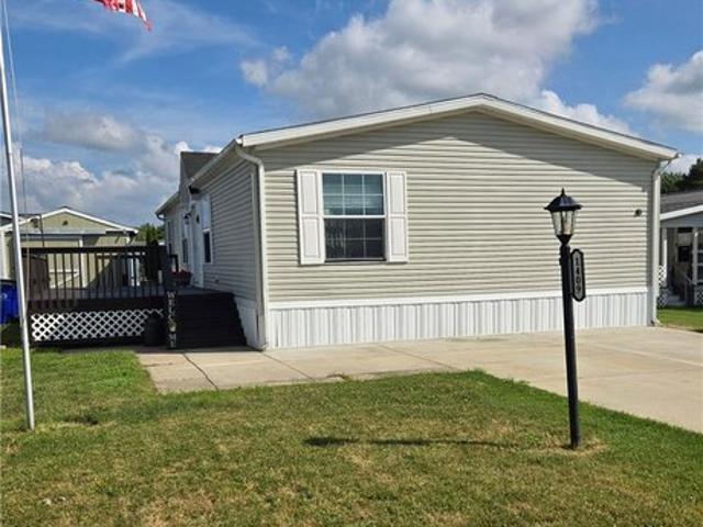 1409 Squire Rd, Streetsboro, OH 44241