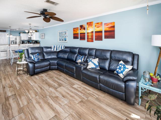 1409 W Highway, Unit 202, Mary Esther, FL 32569 | MLS #992244