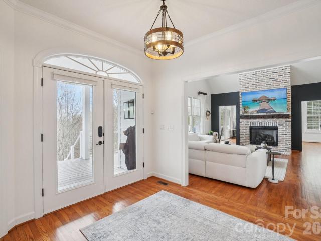 1409 Woodsong Drive