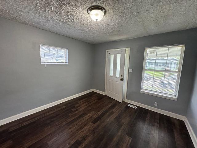 1409 1411 E Tabor 1 Bedroom Apartment for Rent at 1409 E Tabor St, Indianapolis, IN 46203 Near Southeast