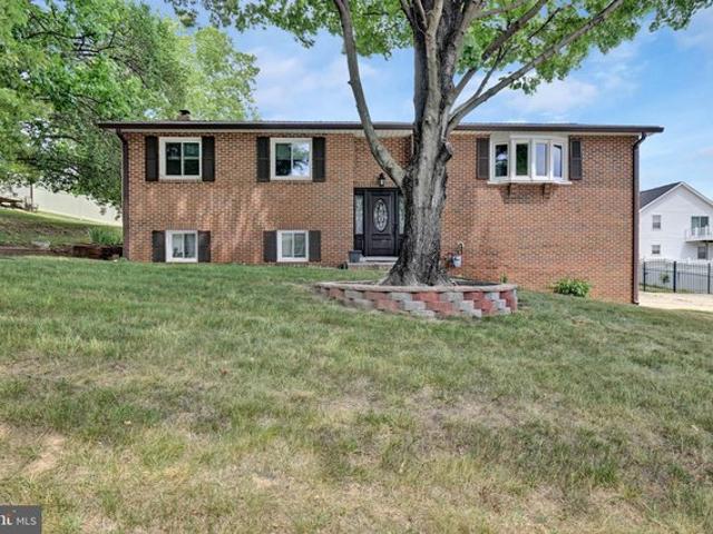 1409 2nd St, Lanham, MD 20706