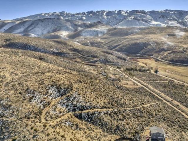 14000 Chariot Rd, Reno, NV 89508