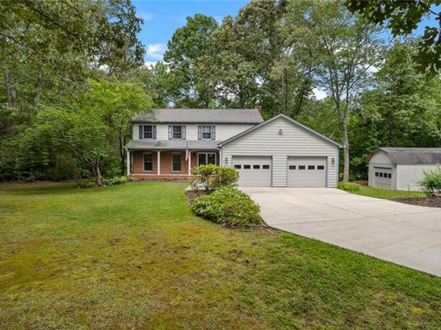 14001 Rhine Ct, Seneca, SC 29672