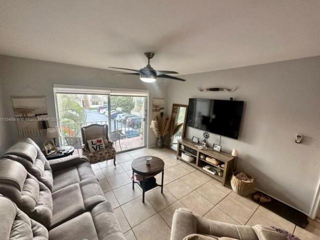 14001 SW 90th Ave #206C, Miami, FL 33176