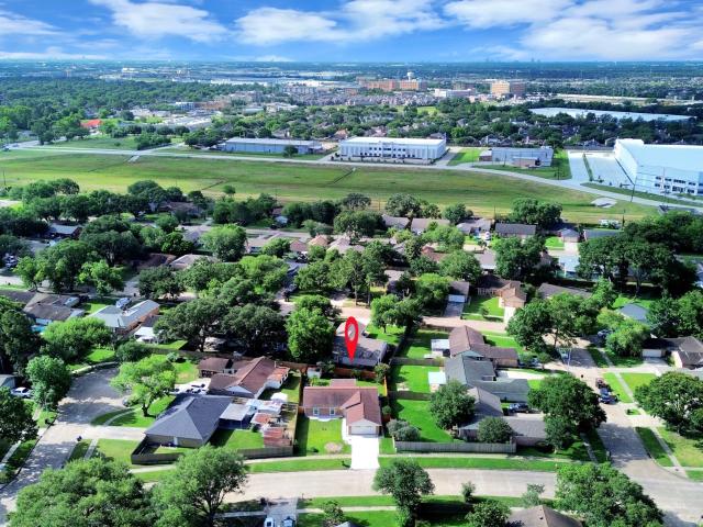 14007 Fleur De Lis Boulevard