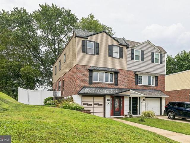 14005 Faraday St, Philadelphia, PA 19116