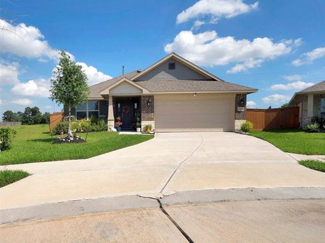 14005 Seneca Lake Ct, Santa Fe, TX 77539