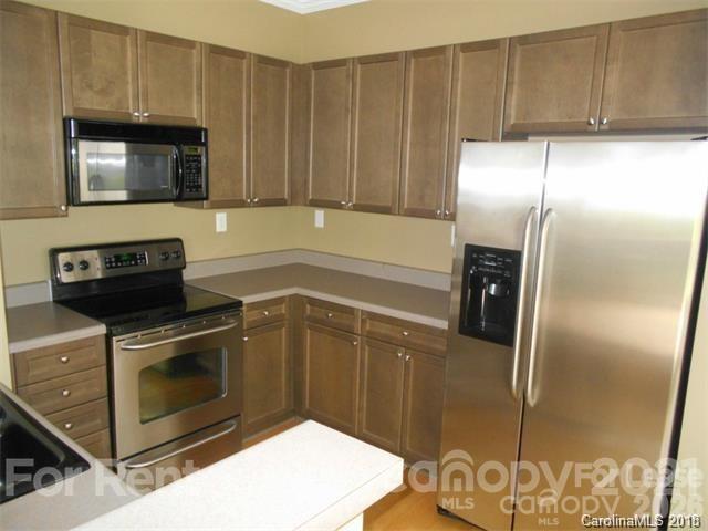 14006 Castle Abbey Lane