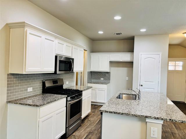 14008 Heywood Dr