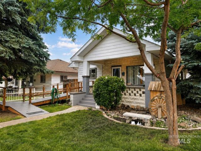 1400 Miller Ave