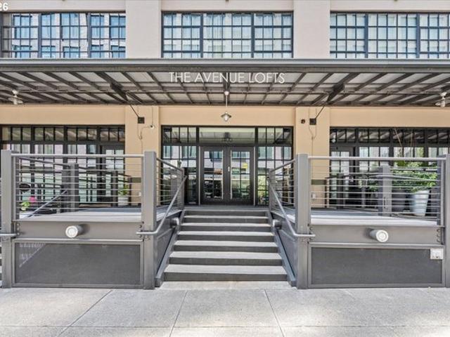 1400 NW Irving St Unit 114, Portland, OR 97209