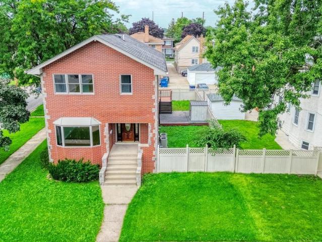 1400 N 22ND Avenue