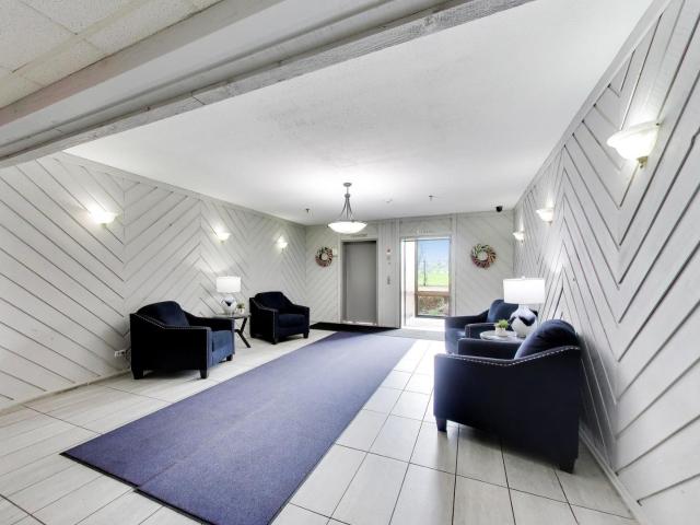 1400 N Elmhurst Road # 319
