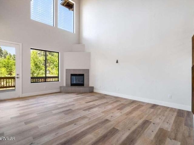 1400 Navajo Lane 14