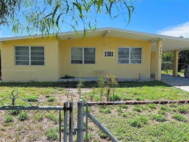 1400 NE 43rd Ct, Pompano Beach, FL 33064
