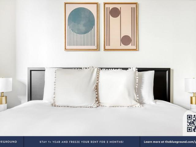 1400 North Lake Shore Drive Studio Apartment for Rent at 1400 N Lake Shore Dr #916, Chicago, IL 60610 Near North Side