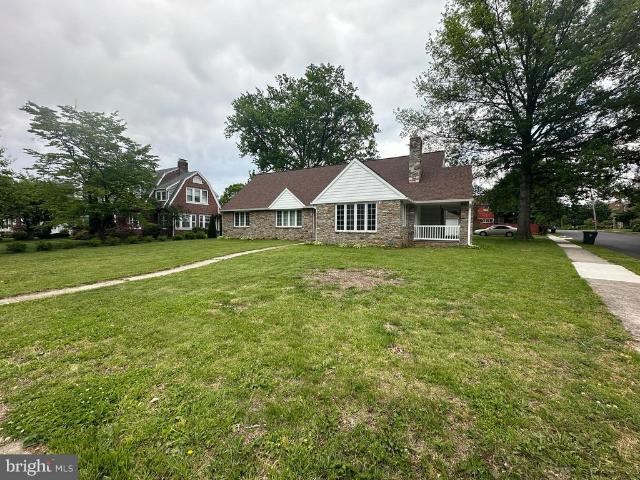 1400 Oak Hill Avenue