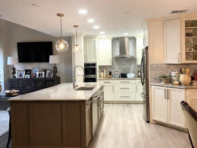 1400 Ocean Drive 1103A