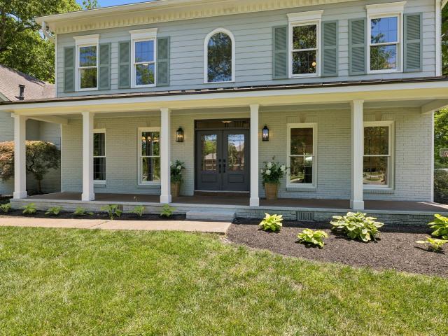 1400 Arrowhead Dr