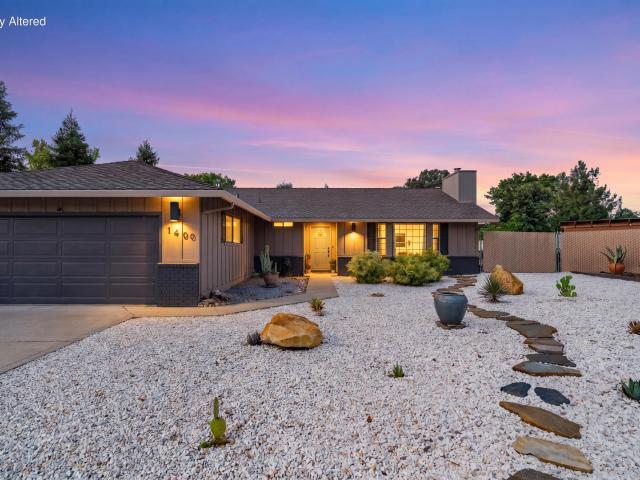 1400 Arroyo Manor Drive