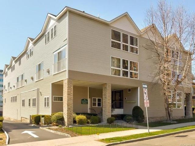 1400 Bedford St #8, Stamford, CT 06905