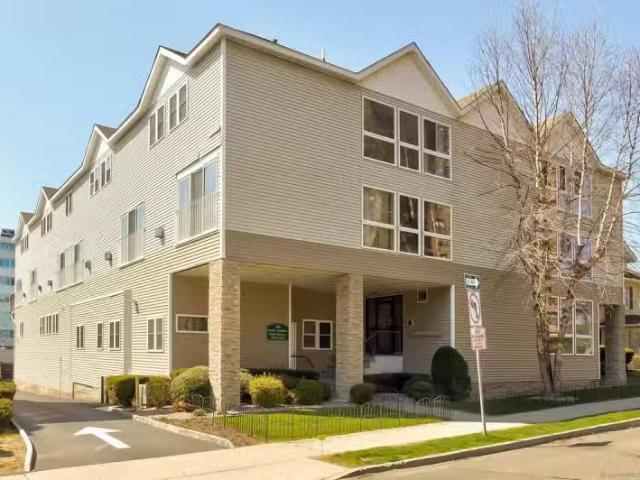 1400 Bedford Street, APT 8, Stamford, CT 06905