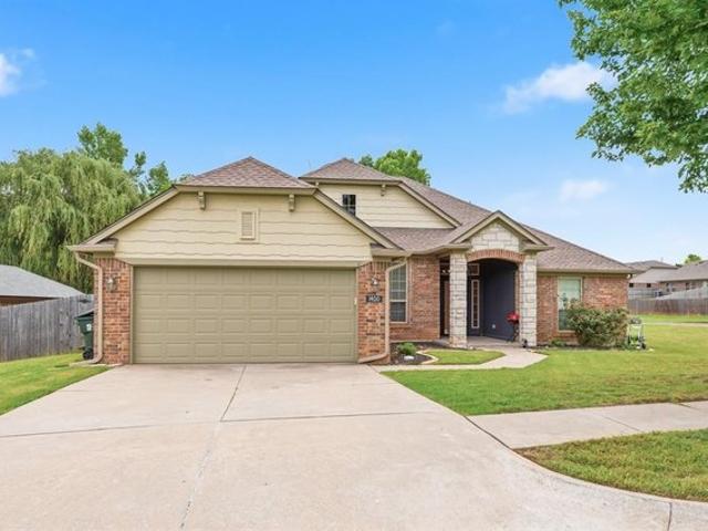 1400 Biltmore Ct, Norman, OK 73071