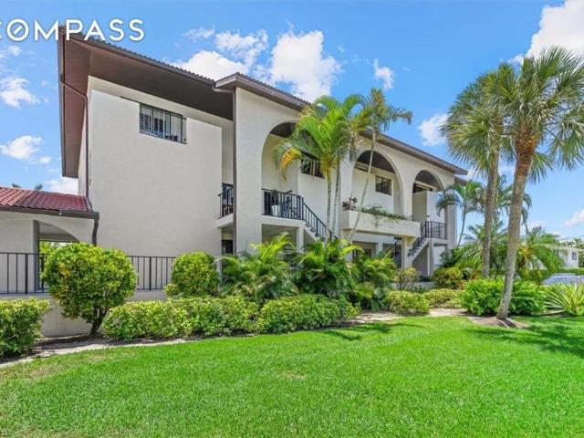 1400 Blue Point Ave 104, Naples, FL