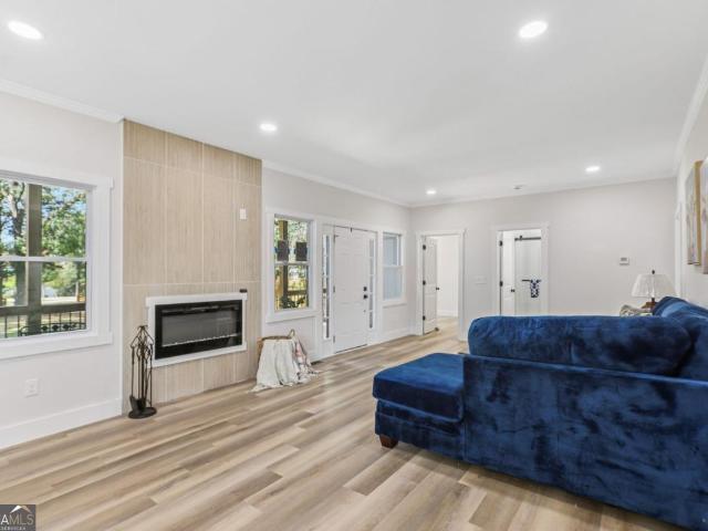 1400 Bouldercrest Road