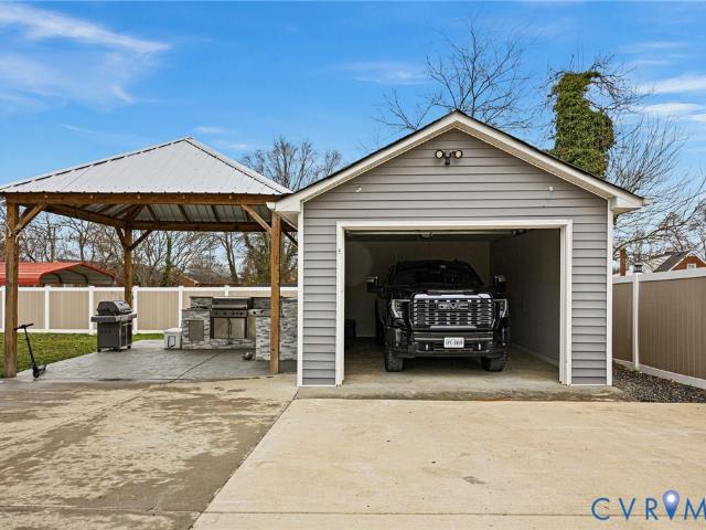 1400 Broad Rock Boulevard