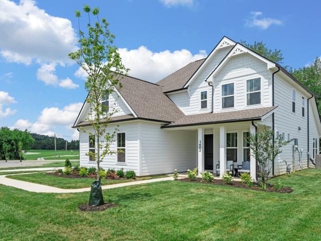 1400 Charles Dr